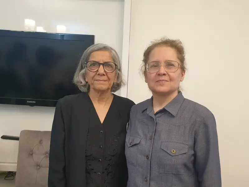 دیدار منظر ضرابی با صدیقه وسمقی؛ سیاستهای افراطی درباره حجاب بارها