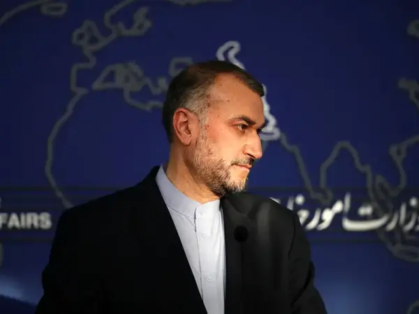 وزير خارجية إيران يهدد بفتح جبهات جديدة ضد أميركا إذا استمرت في دعم