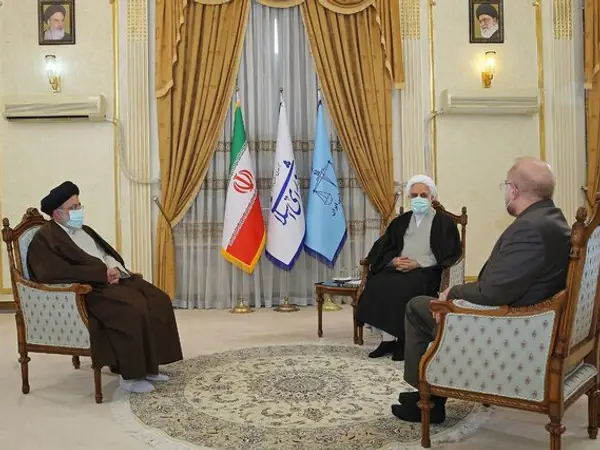 سران سه قوه در پی فساد فولاد مبارکه مجلس حق انتشار گزارشهای تحقیق و