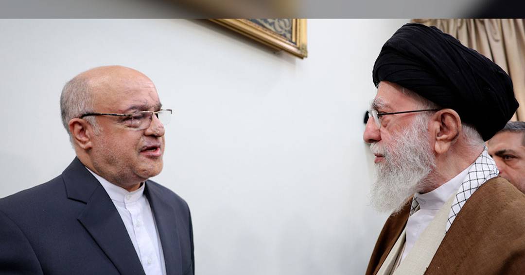 سفیر جمهوری اسلامی در لبنان به خامنهای چشم چپم خوب است چشم راستم نیمه میبیند ایران اینترنشنال